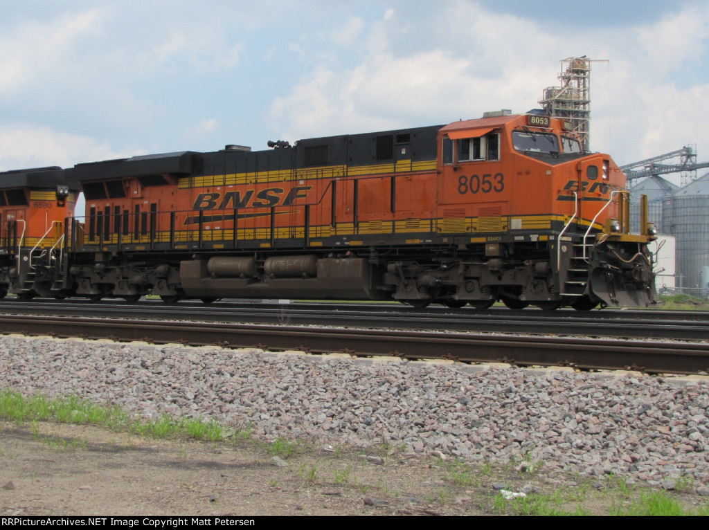 BNSF 8053